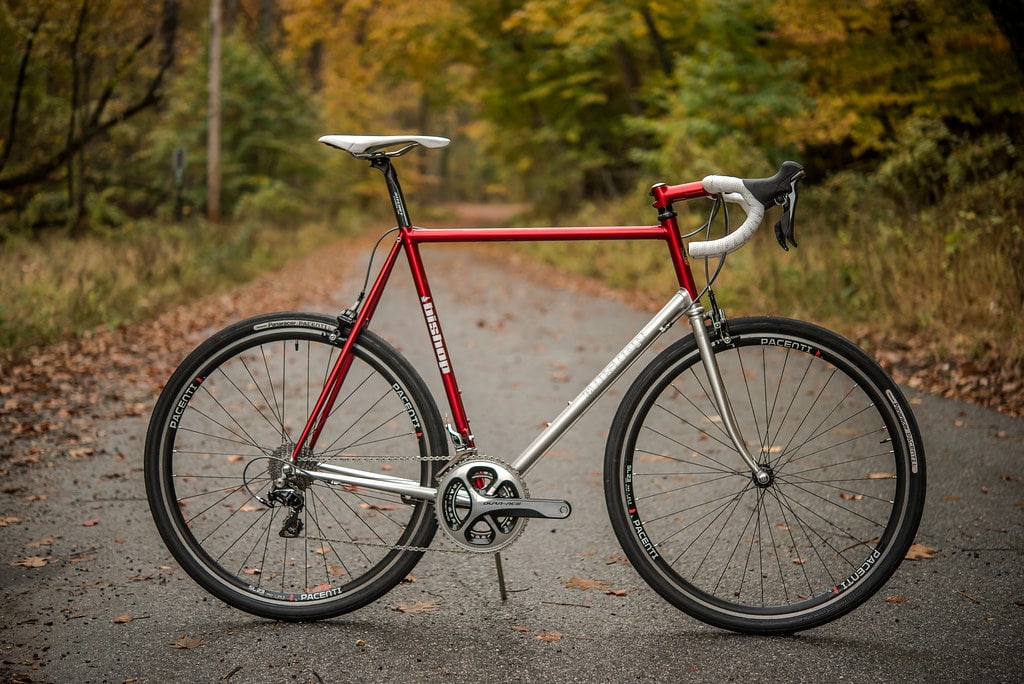 How to Choose an Urban Commuter Bike | Hybrid, Road | Mighty Biker